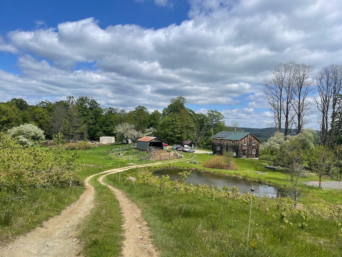 Welcome - Howling Wolf Farm